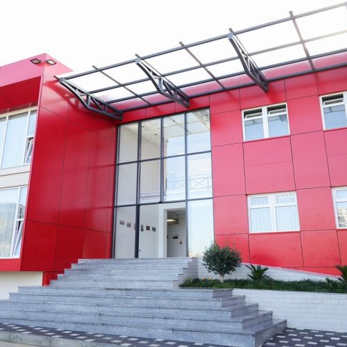 Përurohet stacioni i ri zjarrfikës në Tiranë, Veliaj: Pedagogët që ... Përurohet stacioni i ri zjarrfikës në Tiranë, Veliaj: Pedagogët që ...