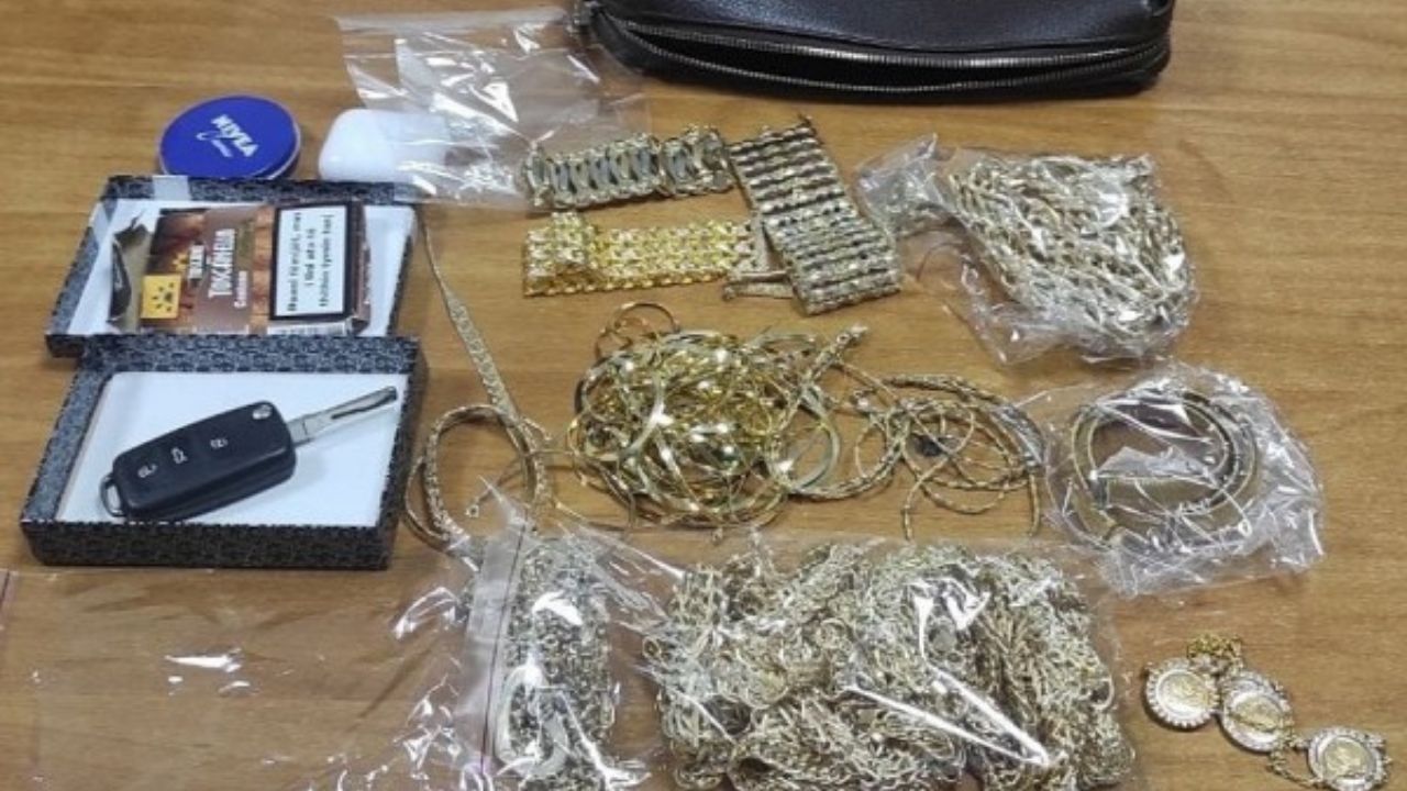 Kosovë/ Konfiskohet një sasi floriri në Shtërpcë - Top Channel