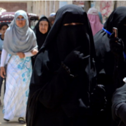 Egjipti ndalon vajzat të mbulojnë fytyrën kur janë në shkollë, lejon ...