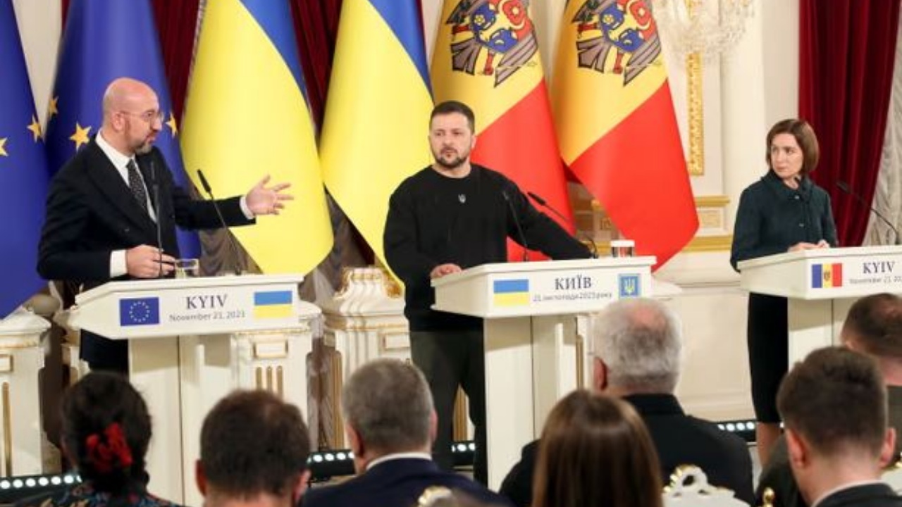 Presioni për të zgjeruar BE-në nuk ka qenë kurrë më i madh se tani dhe ...