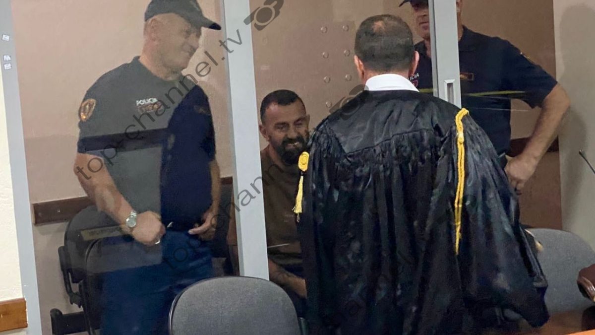 U lirua sot nga burgu/ Kush është Valter Bami, u ndalua për armëmbajtje pa leje pas atentatit në ...