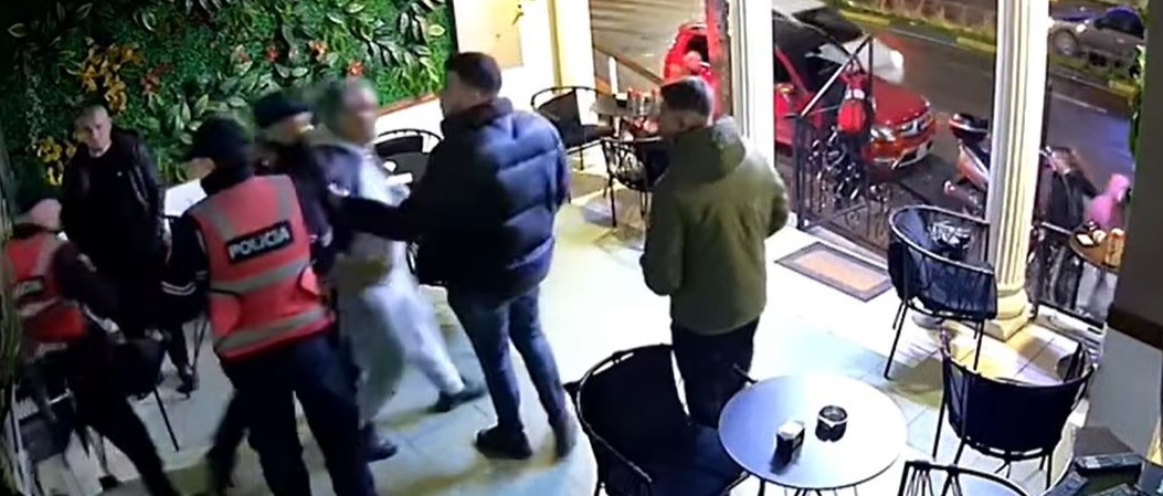 “Dhunë dhe rrëmbim live”, Flamur Noka publikon videon: Shikoni policët ...