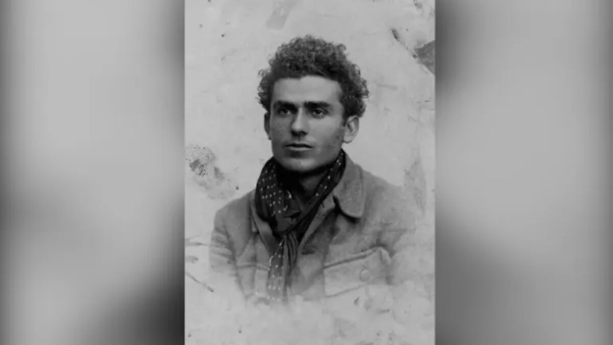 Analiza/ Ilir Demalia: Petro Marko, monumenti i lënë në harresë i një ...