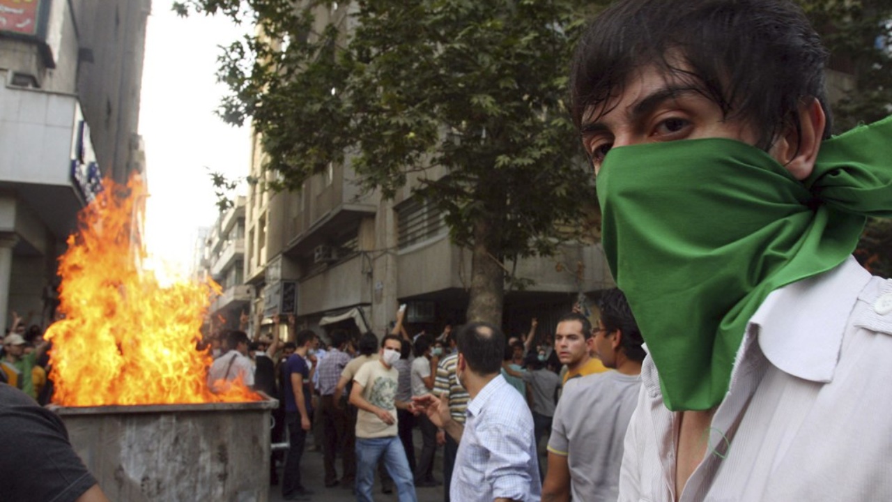 Protestat me 500 të vrarë në Iran/ Trump kërcënon me ndërhyrje ...