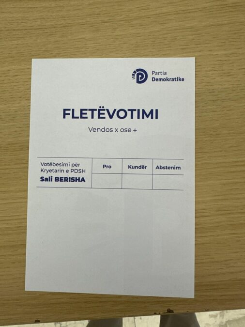 Sot zgjedhjet në PD/ Nis procesi i votimit, Berisha në garë i vetëm ...